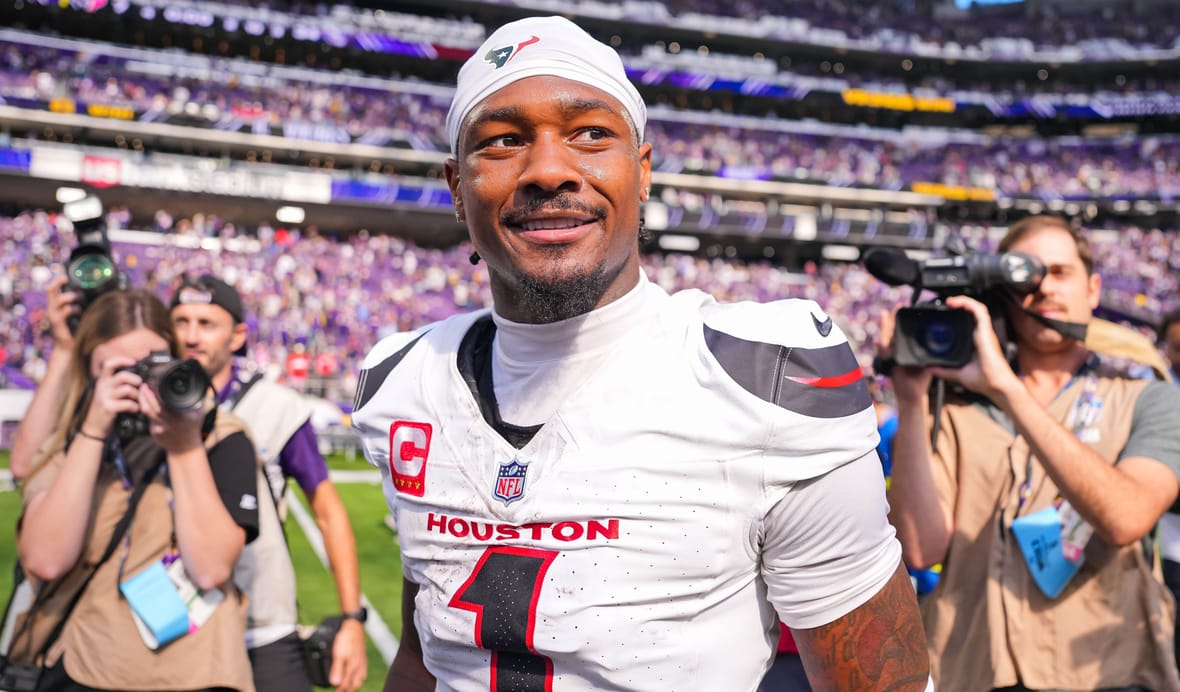 Stefon Diggs Grabs Astounding New Contract