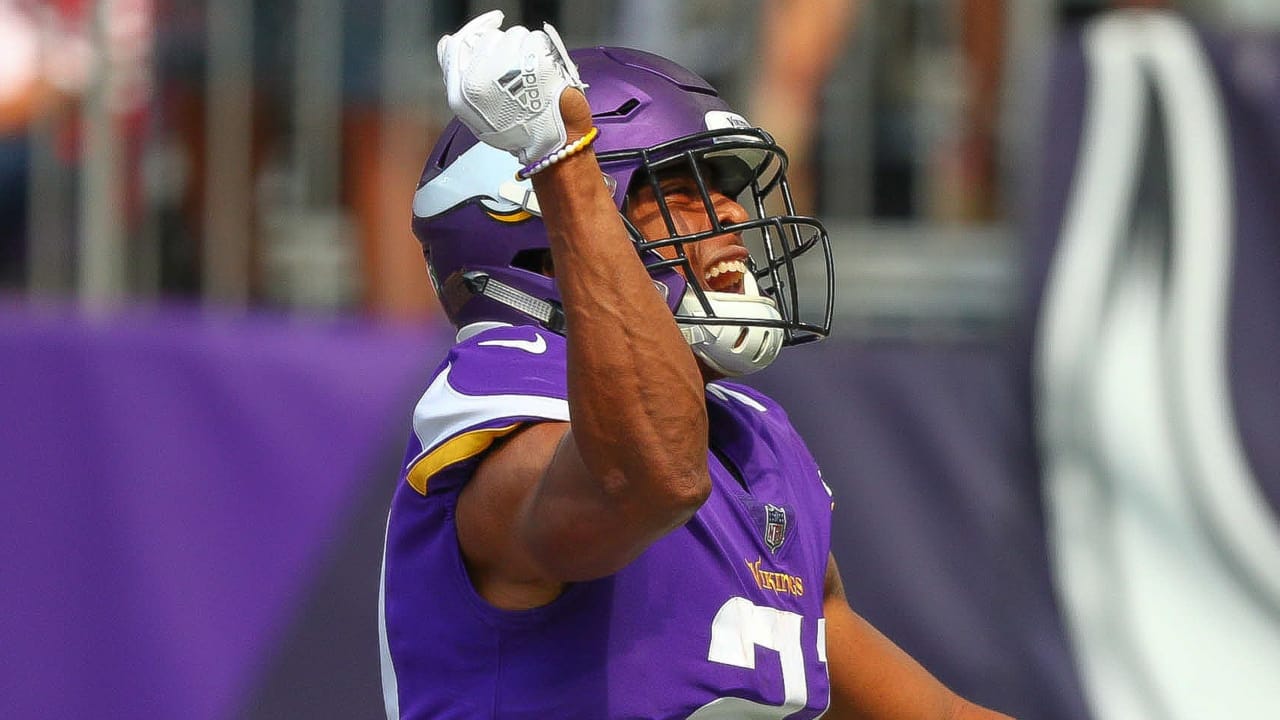 SOURCES: Mike Hughes will make season debut today - Vikings Territory