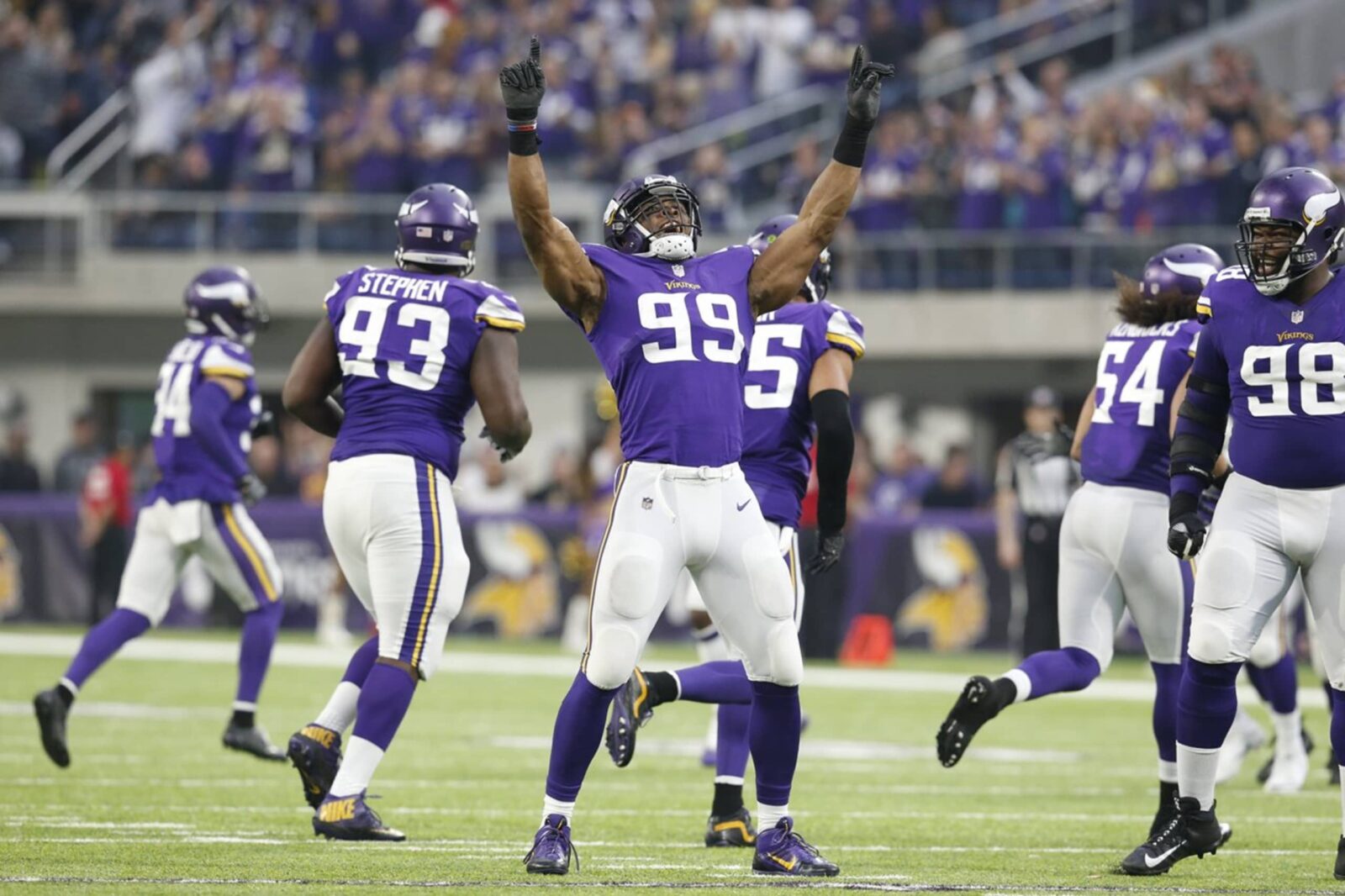 Vikings, Danielle Hunter Agree to Contract Extension - Vikings Territory Vikings, Danielle Hunter Agree to Contract Extension - Vikings Territory