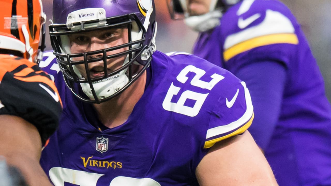REPORT: Vikings Guard Nick Easton Out for Season
