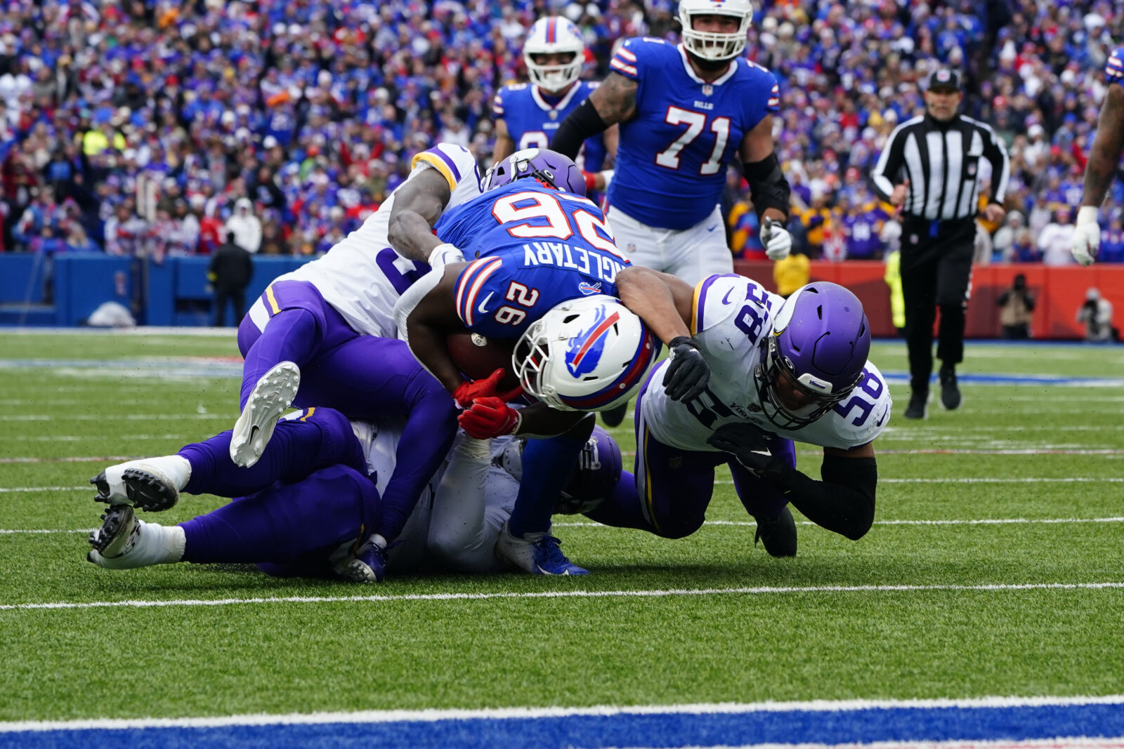 Vikings Lose Key Defender, at Least for a Week