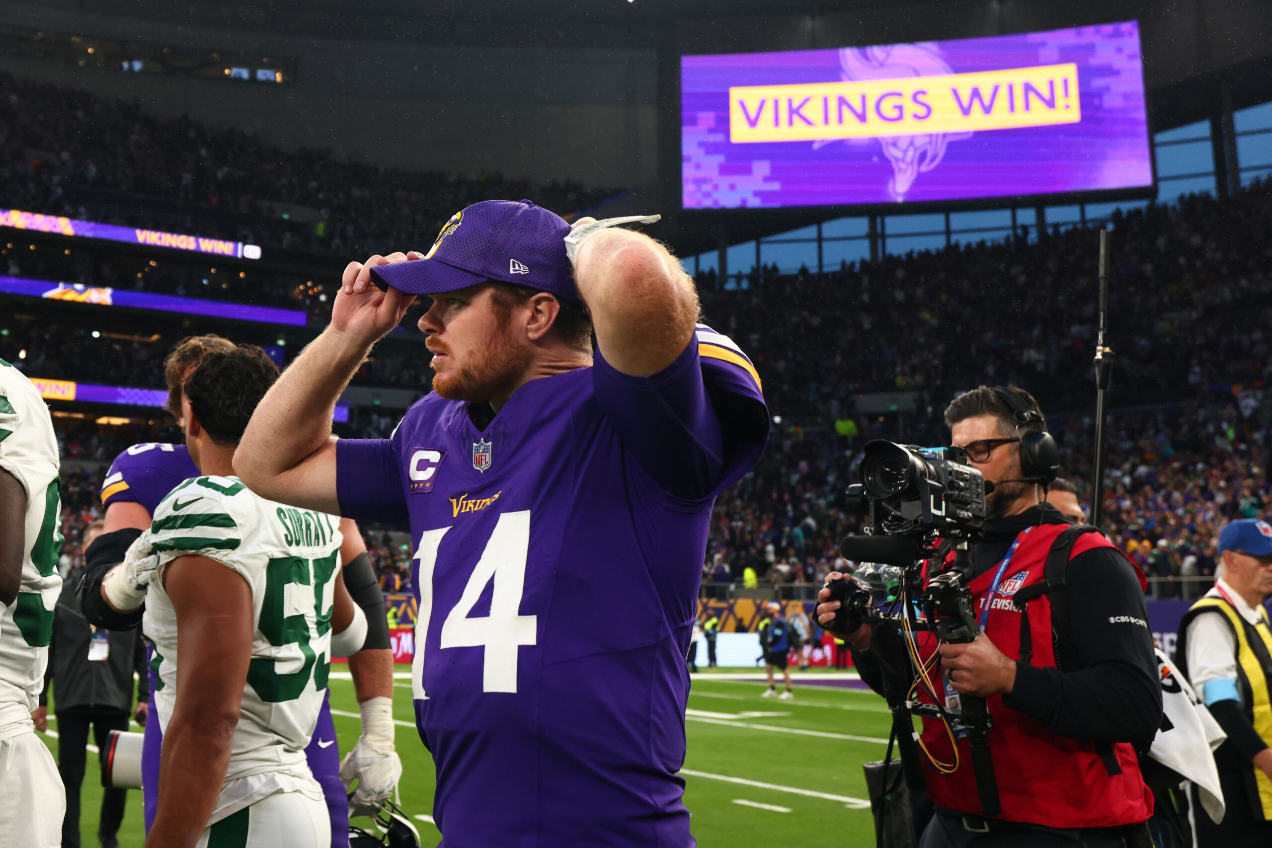 Vikings Rumors: Sam Darnold's Future, Vikings' Offseason Fix, Mike Zimmer