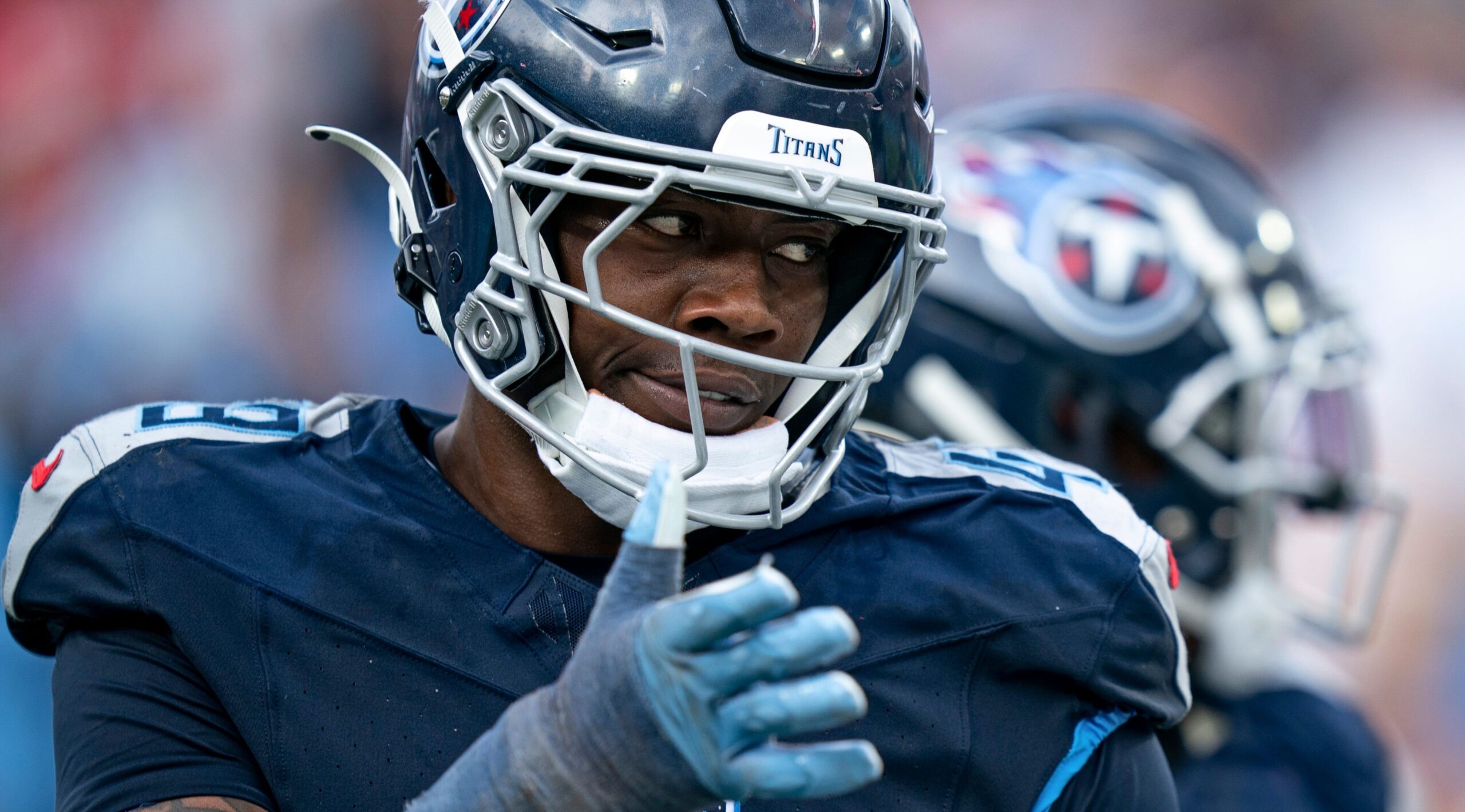 Titans Defense an Interesting Puzzle for Sam Darnold