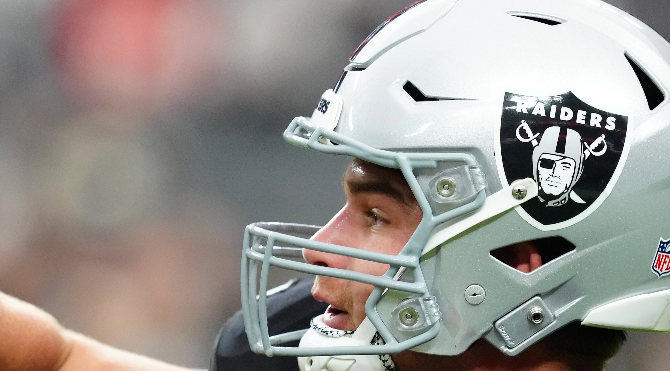 Vikings Should Call Raiders about a Trade