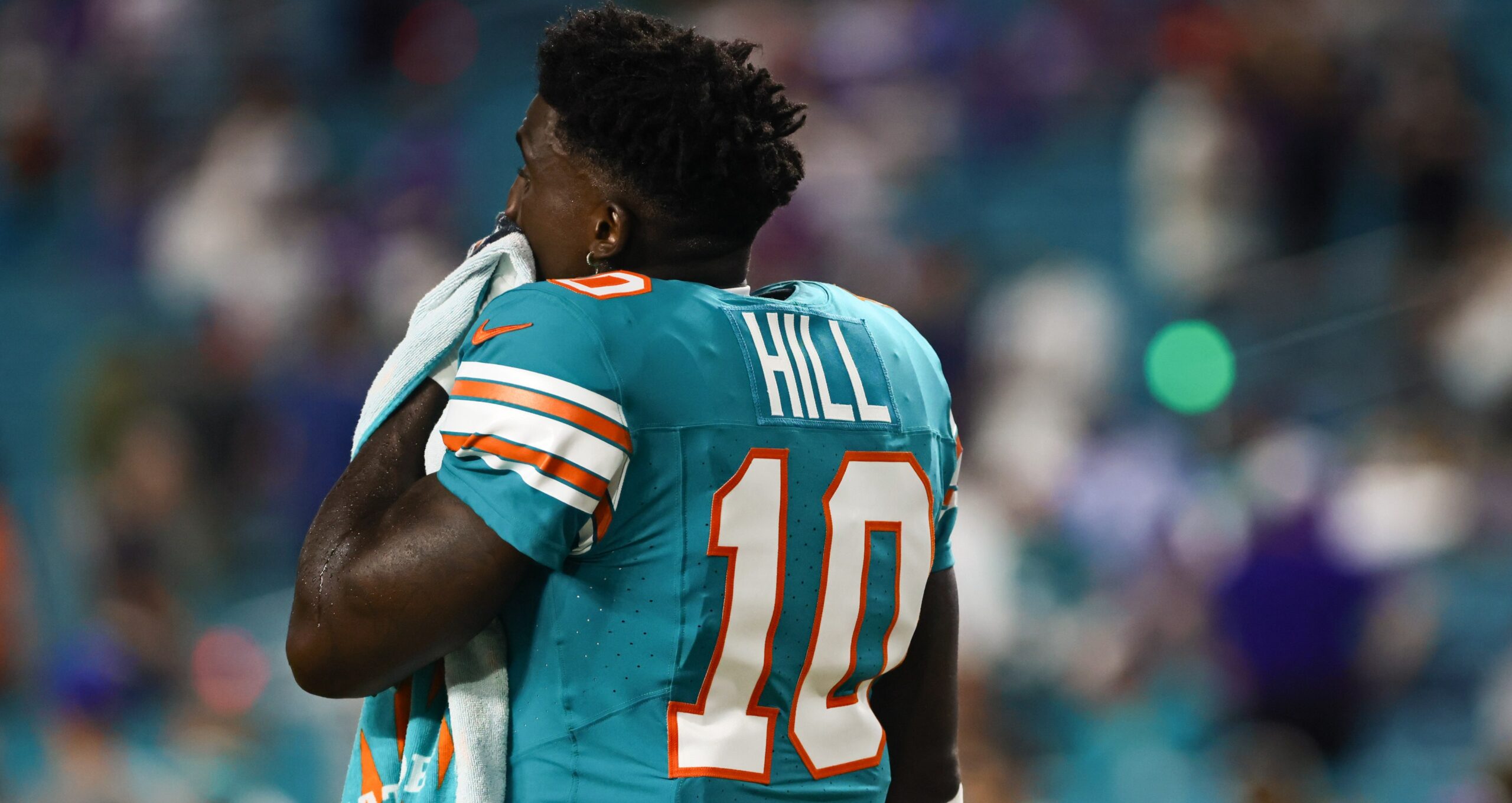 Vikings Rumors Swirl around Tyreek Hill, Adam Thielen, and a QB3