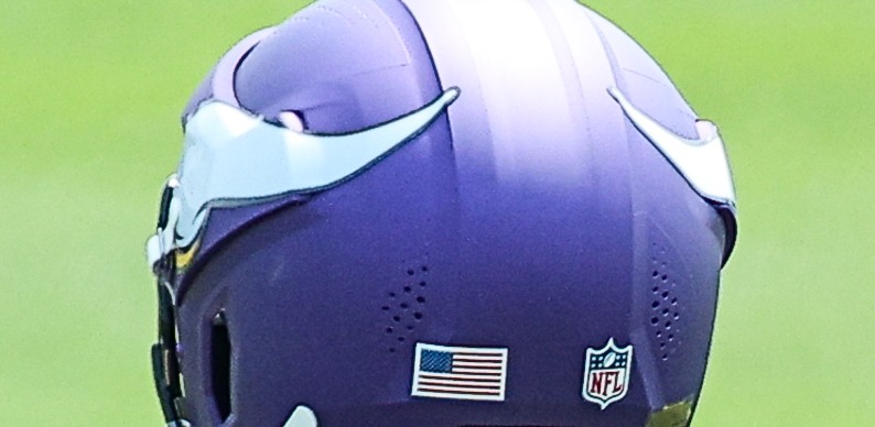 Surprise Rocks Vikings Minicamp